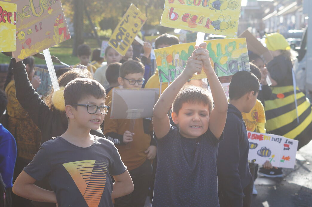 Year 4 Pupils Say 'Save Our Bees!' | Warwickshire Wildlife Trust